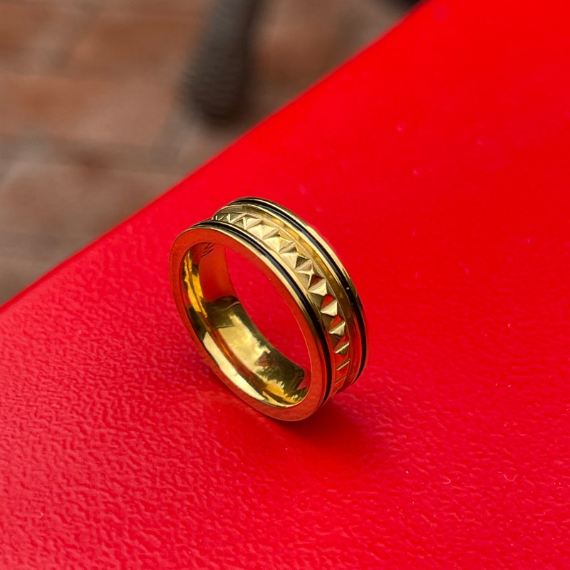 Custom Ring Design - Etsy