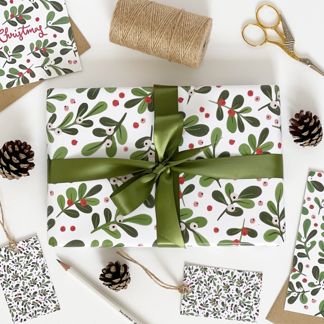 Christmas WHITE Mistletoe Recyclable Wrapping Paper Set - WHITE Eco ...