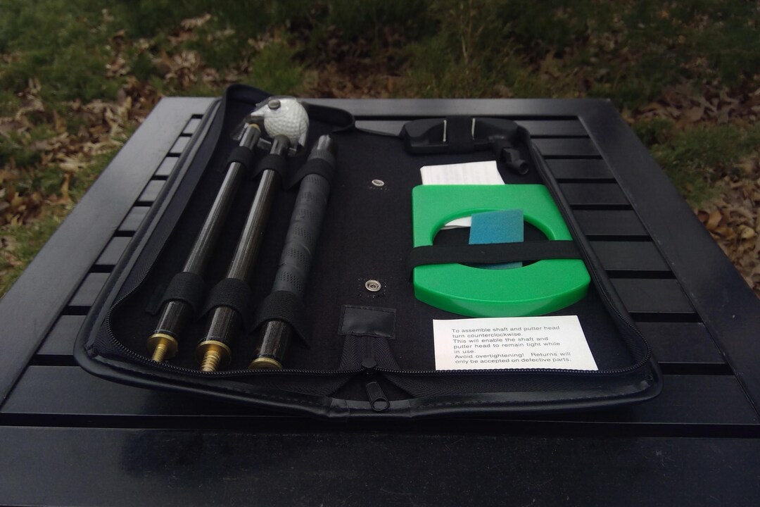 Vintage TRAVEL GOLF PUTTER Complete With Vinyl Case Club Putter Ball ...