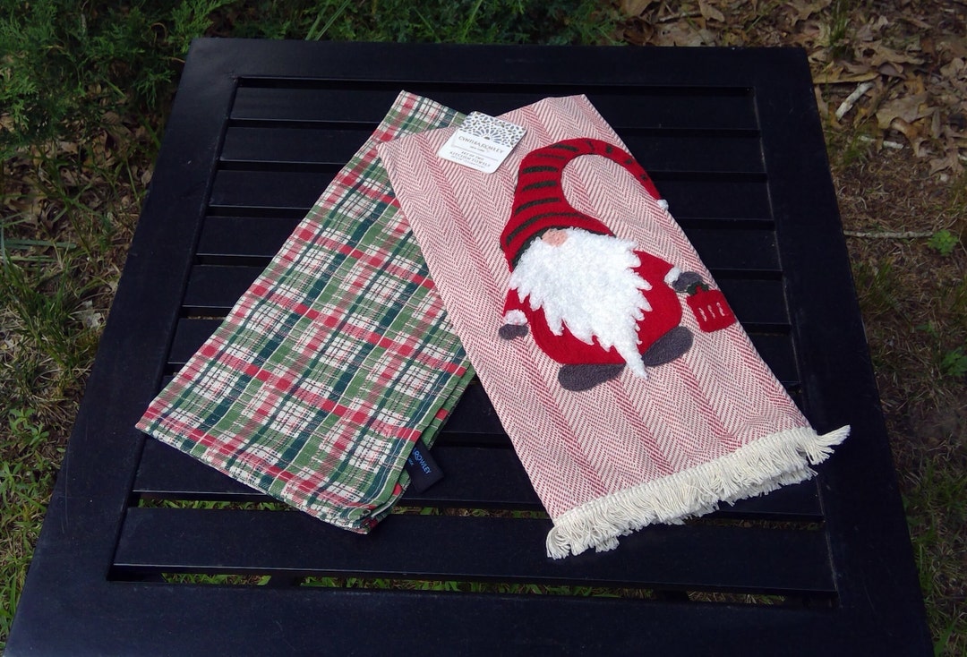 Vintage Christmas Cynthia Rowley Dish Towel Set SANTA Fluffy Beard ...