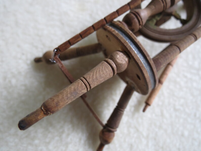 Miniature Working Spinning Wheel Antique Collectible Sewing | Etsy