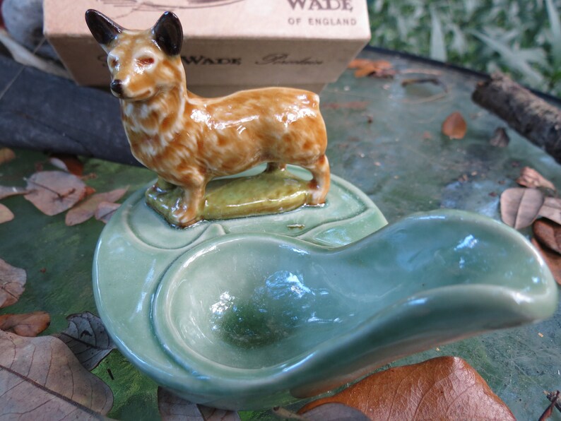 Wade Porcelain Dog Pipe Rest Ornamental Pipe Rest by Wade of | Etsy