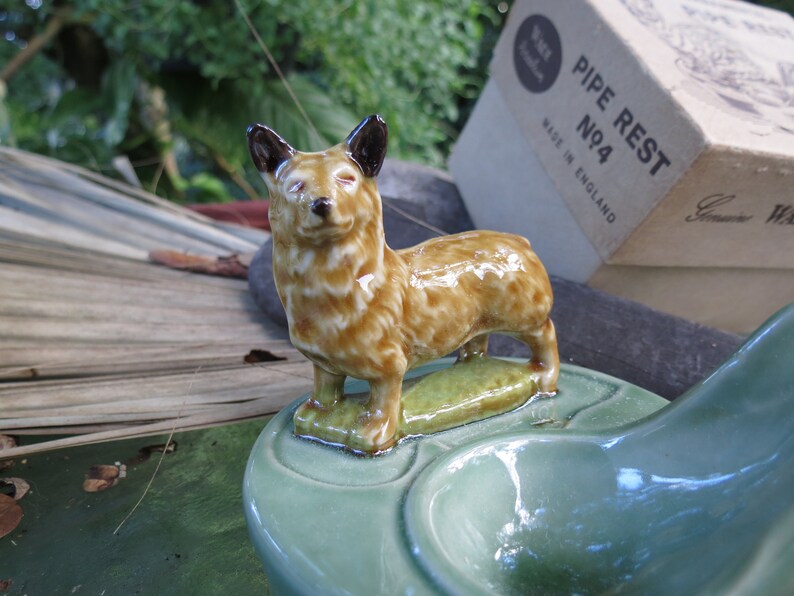 Wade Porcelain Dog Pipe Rest Ornamental Pipe Rest by Wade of | Etsy