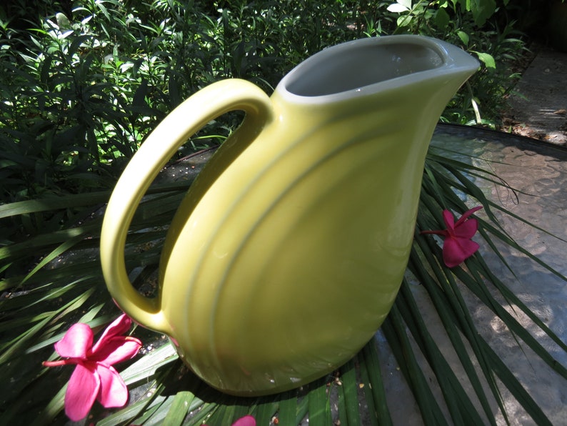Hall Pitcher Vintage Yellow Pottery Pitcher Excellent - Etsy