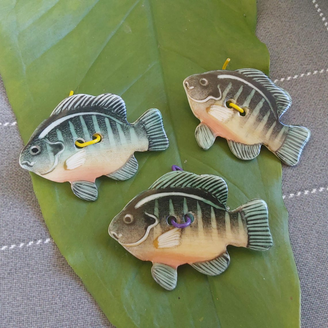 Hand Painted Porcelain Fish Buttons - Set of 3 - Signed - Etsy