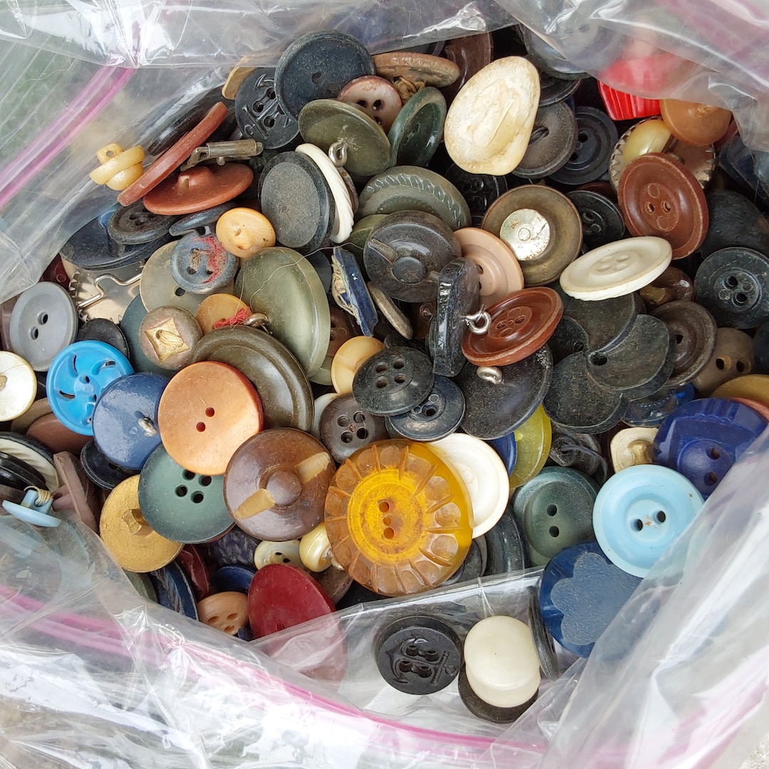 Antique and Vintage Buttons Large Group of Antique Buttons Big Bag of ...