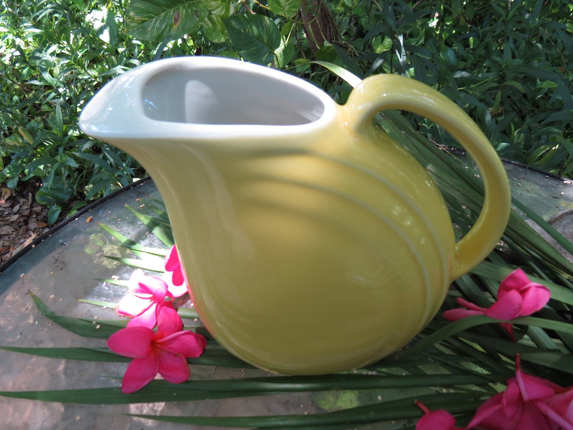 Hall Pitcher Vintage Yellow Pottery Pitcher Excellent - Etsy