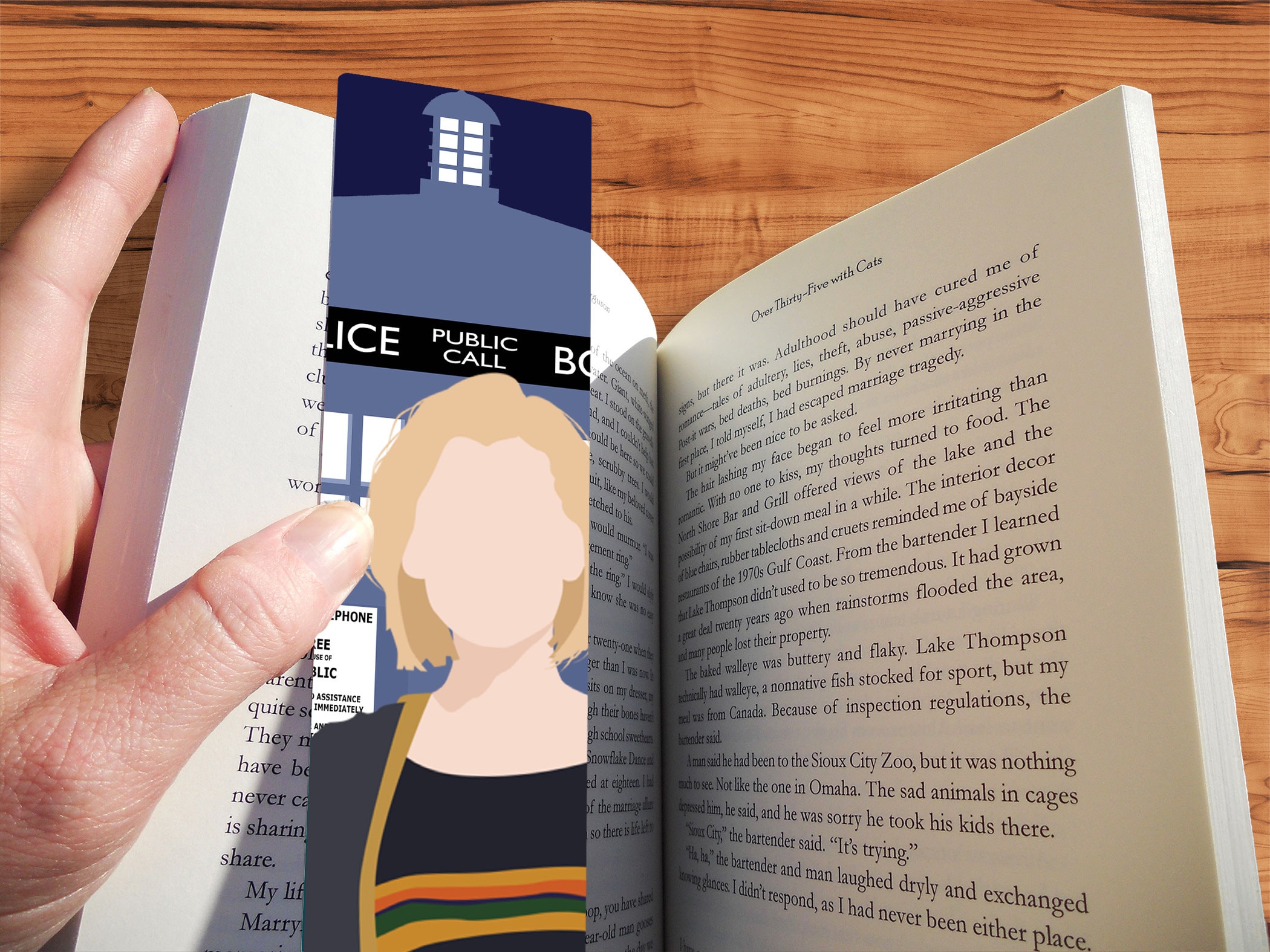 13th Doctor Bookmark: Minimalist Art Print, Geeky Gift - Etsy