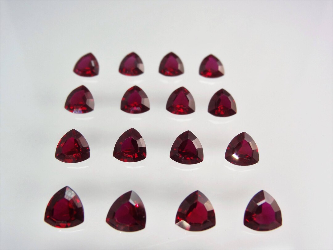 Rubí rojo Trillón Forma ELECCIÓN DE TAMAÑO Piedras sueltas Corindón ...