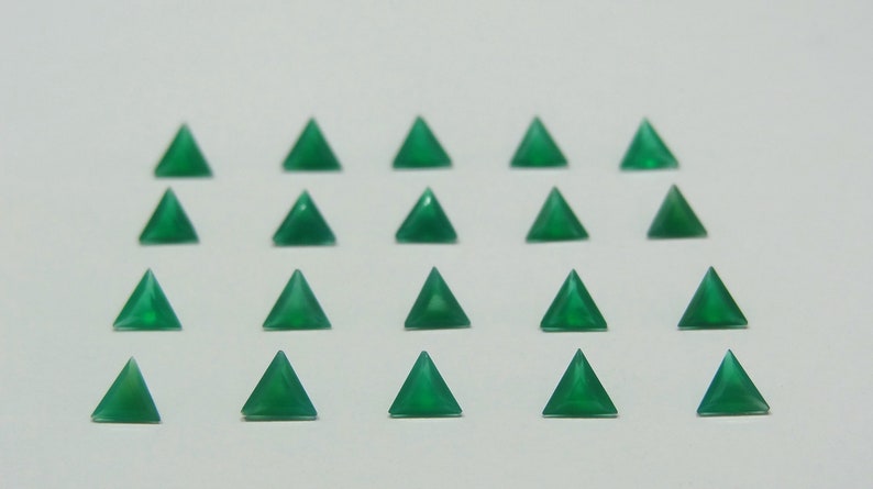 Natural Green Agate Triangle Shape Stones SIZE CHOICE Loose | Etsy