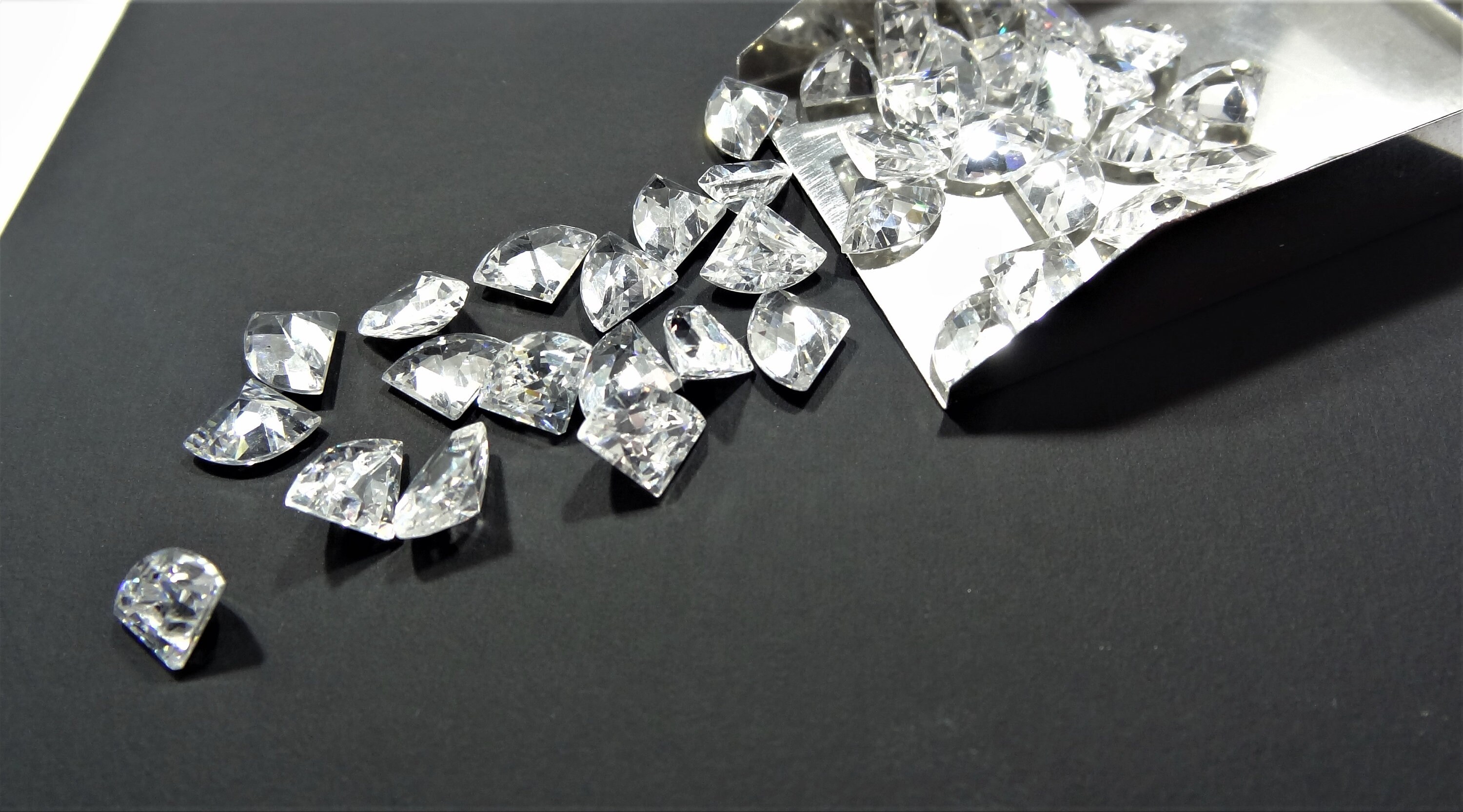 White CZ Fan / Quarter Cut Stones SIZE CHOICE Cubic Zirconia - Etsy