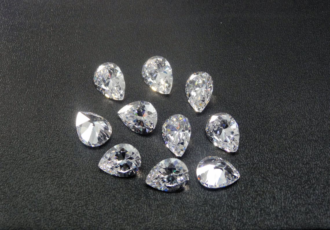 White CZ Pear Cut Shape SIZE CHOICE Loose Stones Cubic - Etsy