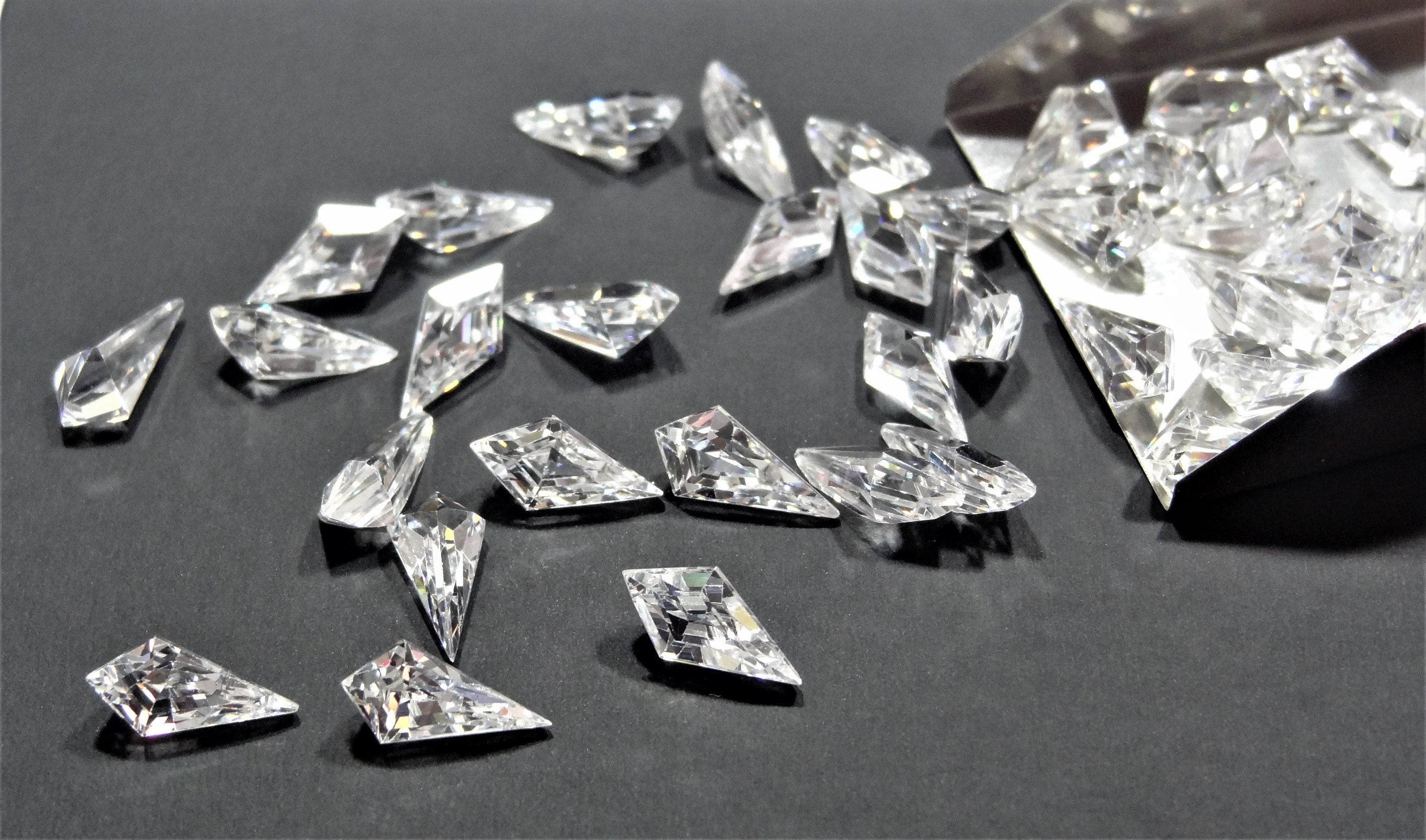 White CZ Kite / Lance Cut Stones SIZE CHOICE Cubic Zirconia | Etsy