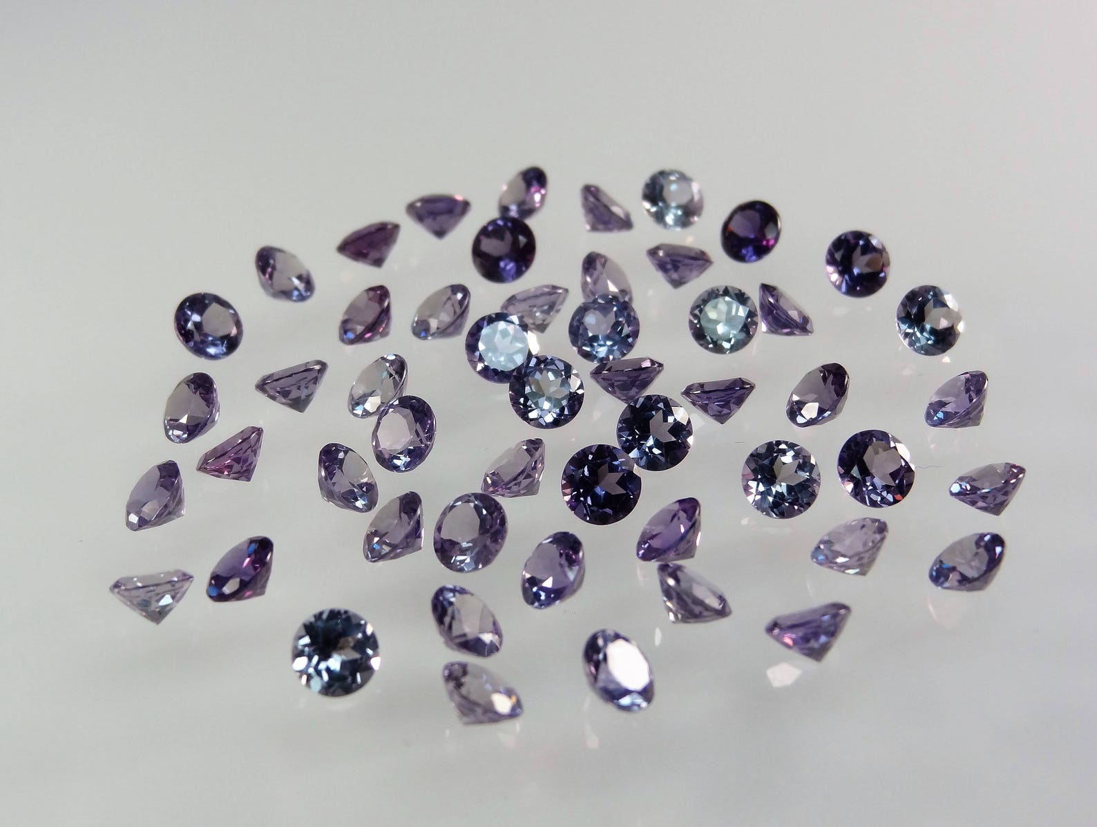 Alexandrite Round Cut Shape SIZE CHOICE Loose Stones Corundum Gemstones ...