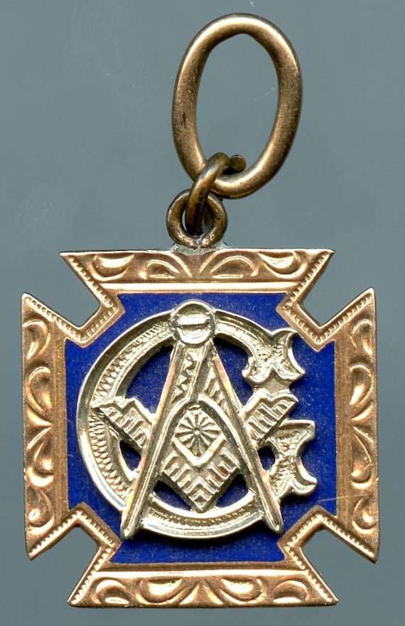 10k Masonic G square & compass fob/pendant 1940's - Gem