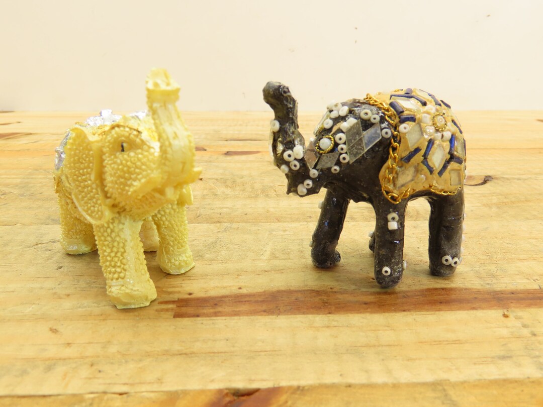 White & Black Trunk up Elephant Mini Figure Mirrors Beads Mosaic ...