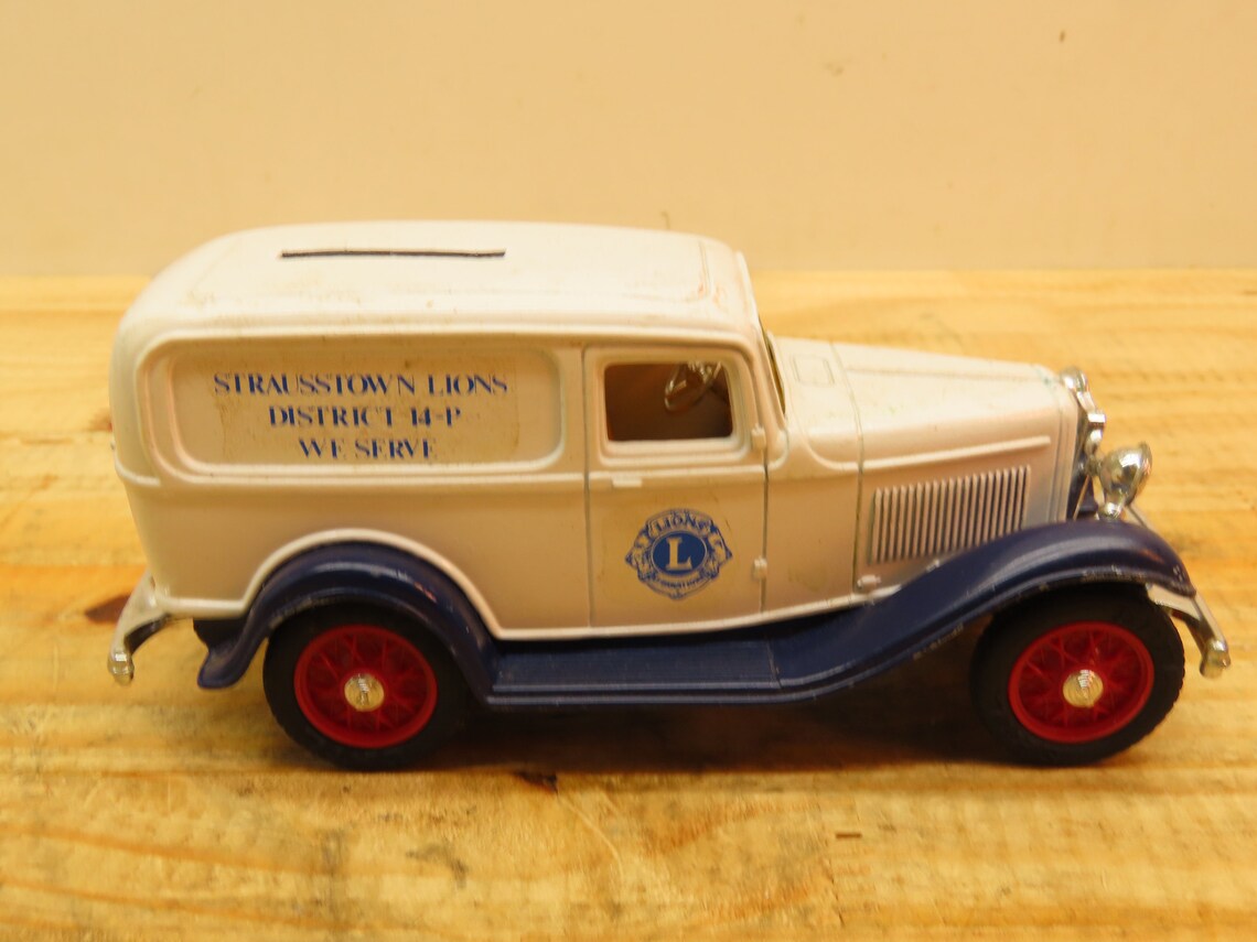 Ertl 1932 Ford Delivery Van Replica Coin Bank - Etsy UK