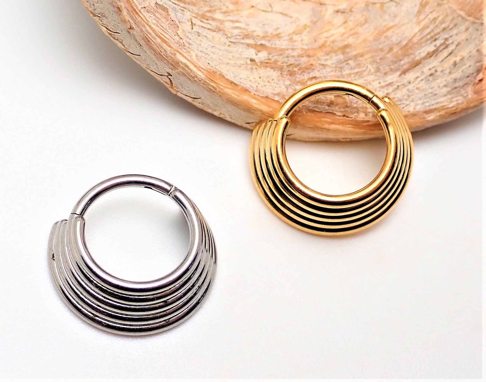 5-tier Stack Hinged Titanium Clicker Septum/daith/helix - Etsy