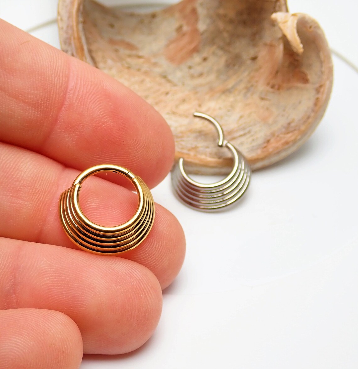 5-tier Stack Hinged Titanium Clicker Septum/daith/helix - Etsy