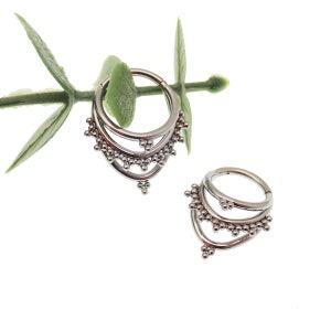 Implant Titanium 3 Tier Fan Stack Hinged Titanium Clicker · Septum ...