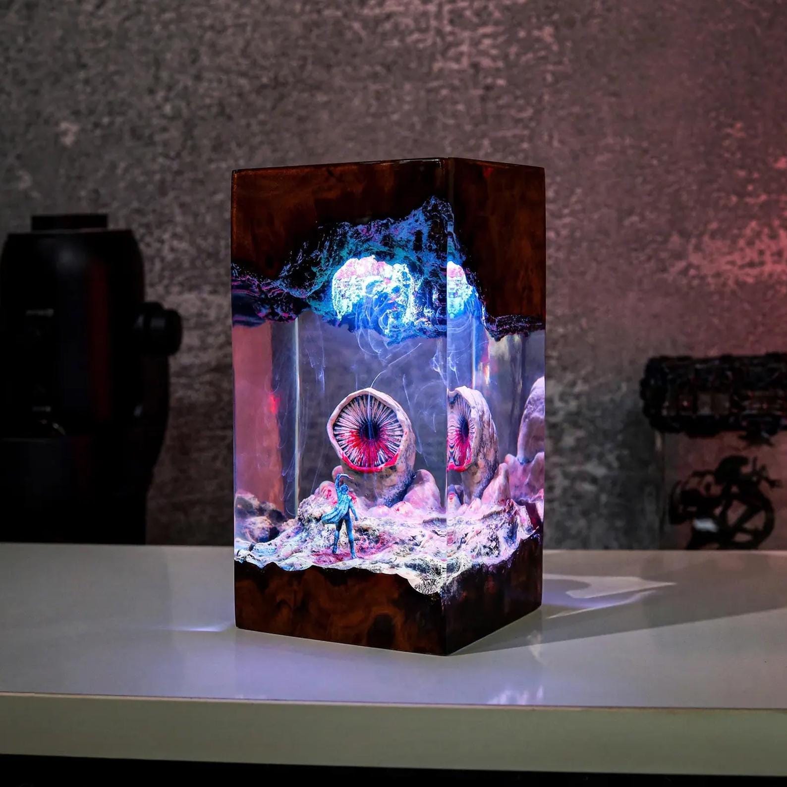 Dune 2 Paul Atreides Sandworm Resin Lamp, LED Movie Night Light ...