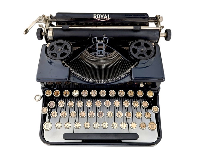1920s Royal Portable Model P Typewriter, in Good Working Condition, a ...