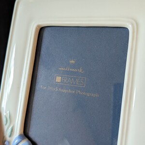 Vintage Hallmark Ceramic Floral Picture Frame, Vintage White and Blue ...