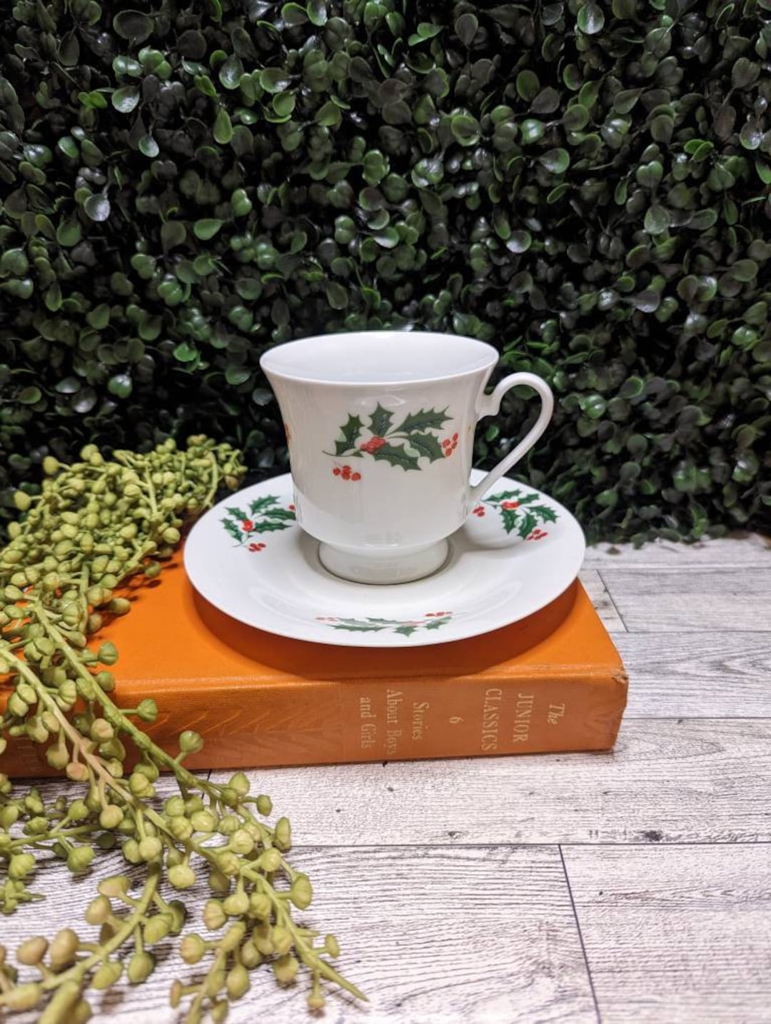 Vintage Christmas Holly Tea Cup and Saucer Set, Antique Holiday Holly ...
