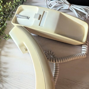 Radio Shack Push Button Wall Telephone, Vintage Telephone, 80s and 90s ...