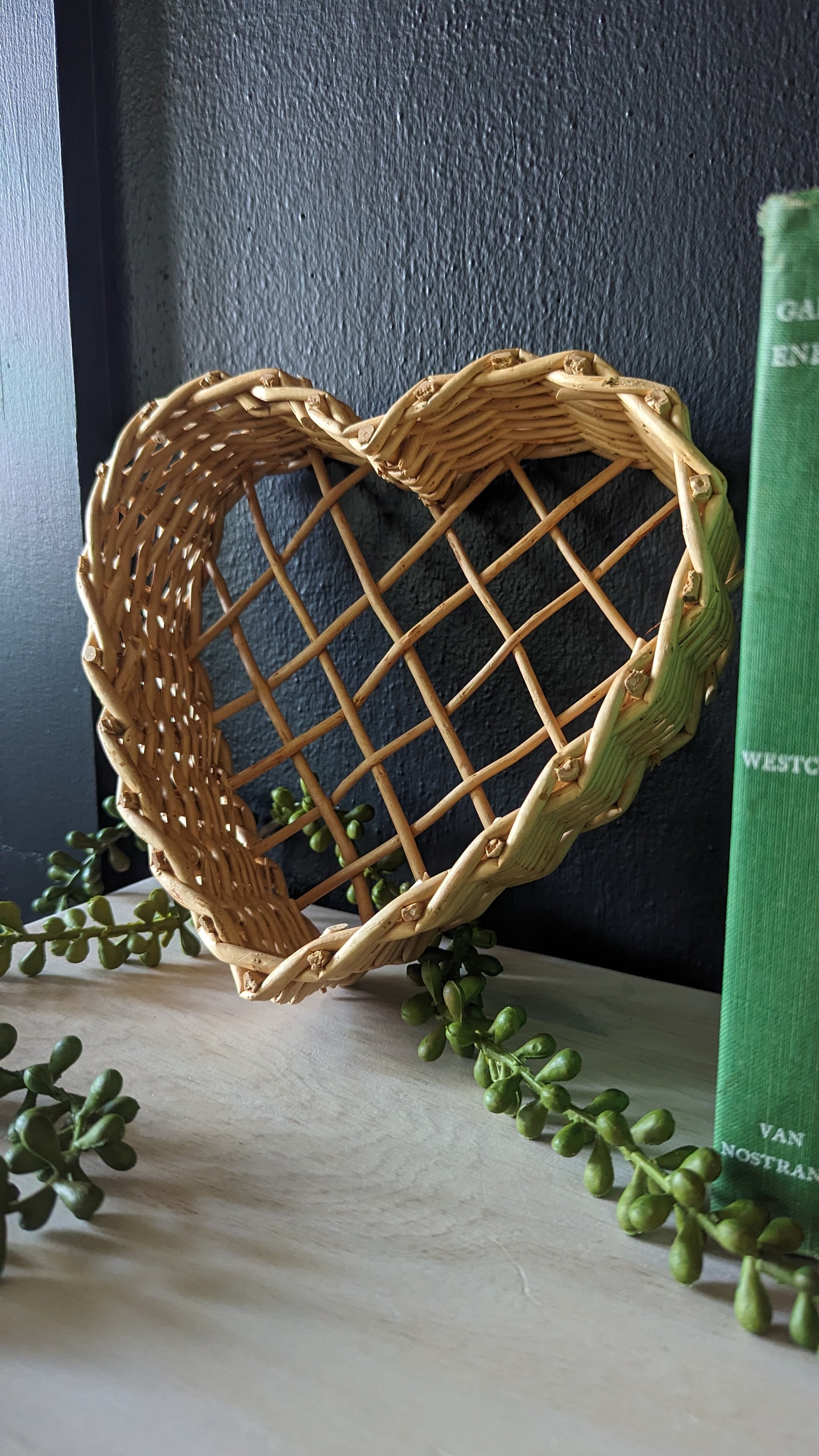 Vintage Wicker Heart Shaped Basket, Vintage Cottagecore Heart Shaped ...
