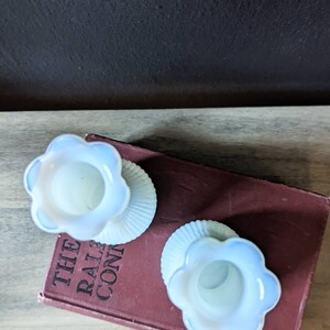 1960's Daisy Milk Glass Bud Vase Set, 60's Milk Glass, Vintage Milk ...