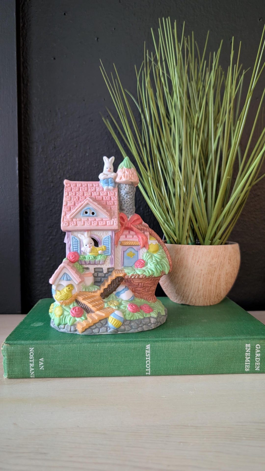 Vintage Porcelain Easter Village Cottage, Vintage Easter Village House ...