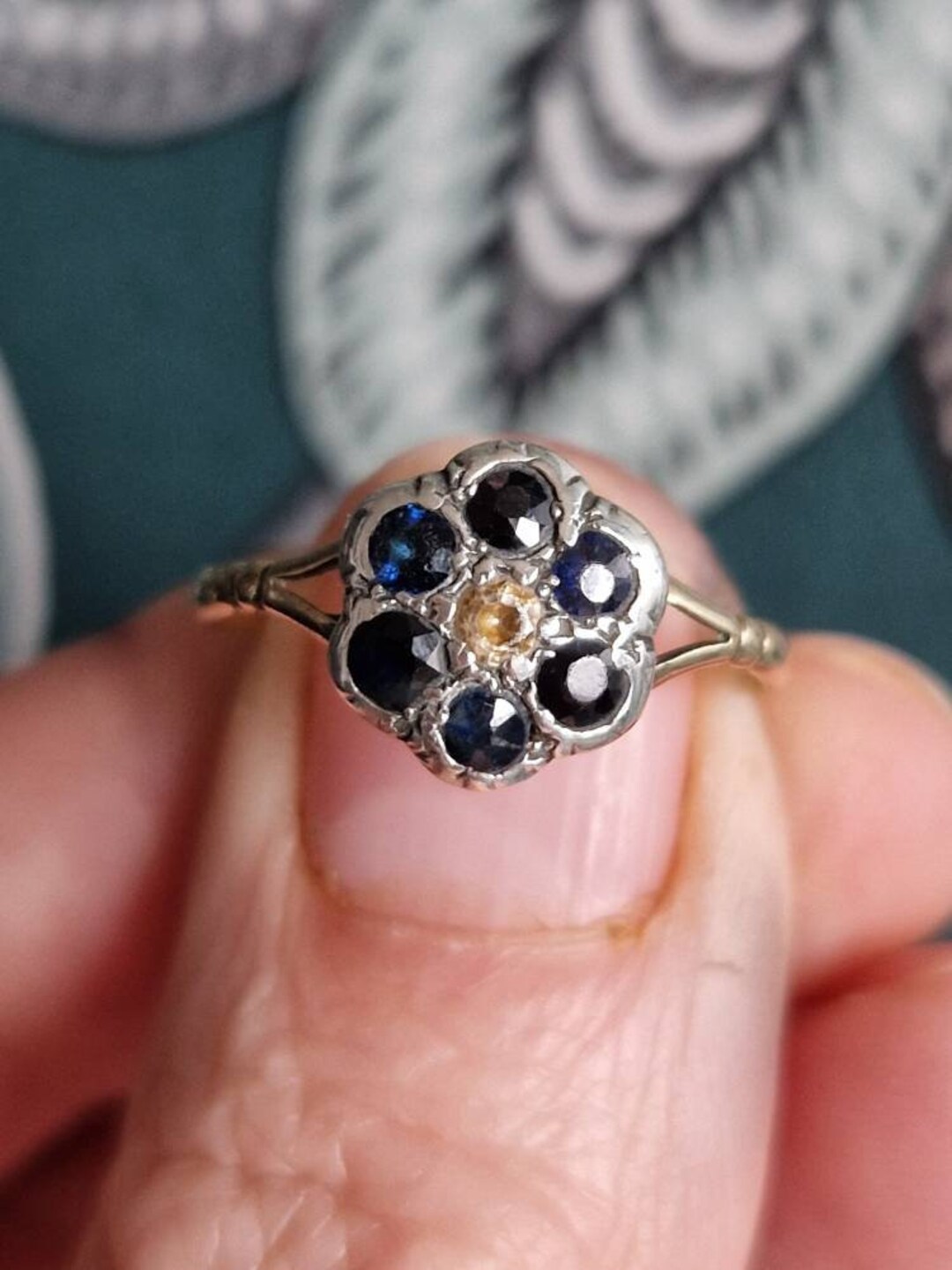 27C Edwardian/ Art Deco 9ct Gold Shank Silver Set Blue Paste Daisy Ring ...