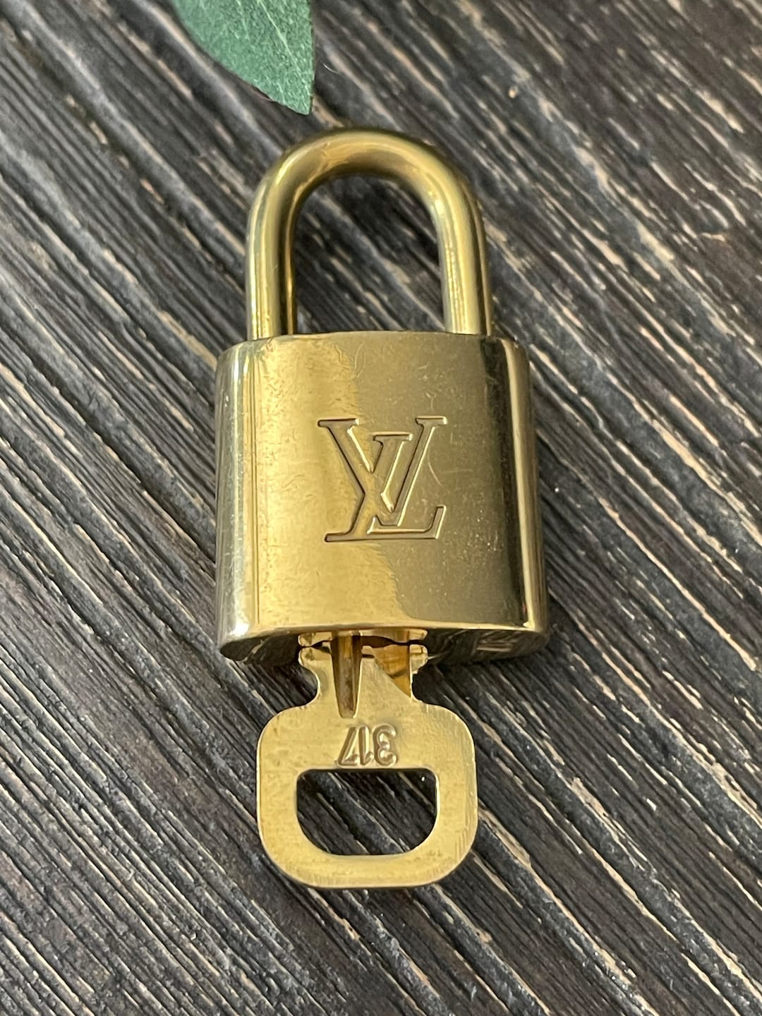 SL-141 Louis Vuitton Padlock Lock and Key 317 LV Purse Charm Not ...