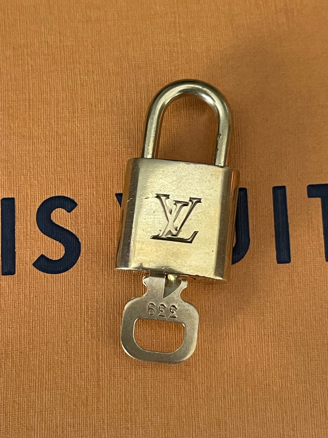 SL-81 Louis Vuitton Padlock Lock and Key 339 LV Purse Charm Not ...