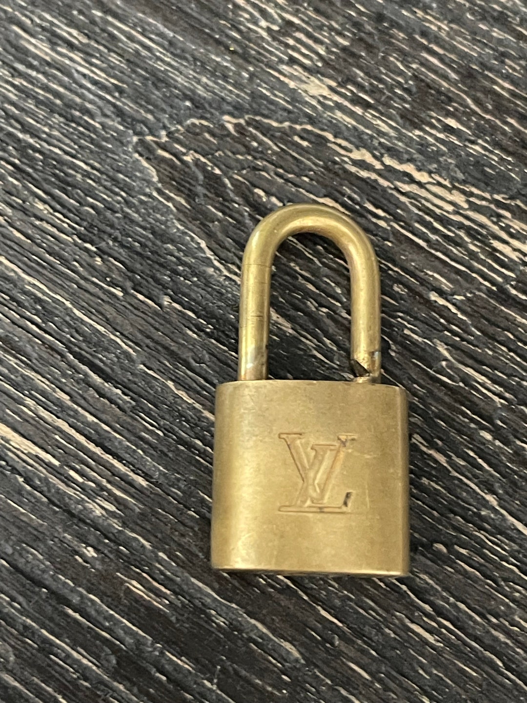 SL-271 Louis Vuitton Brass Padlock Lock and NO Key 306 LV Purse Charm ...