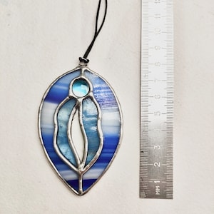 Body Handmade Stain Glass Yoni Suncatcher Vulva Feminine Recycled Glass ...