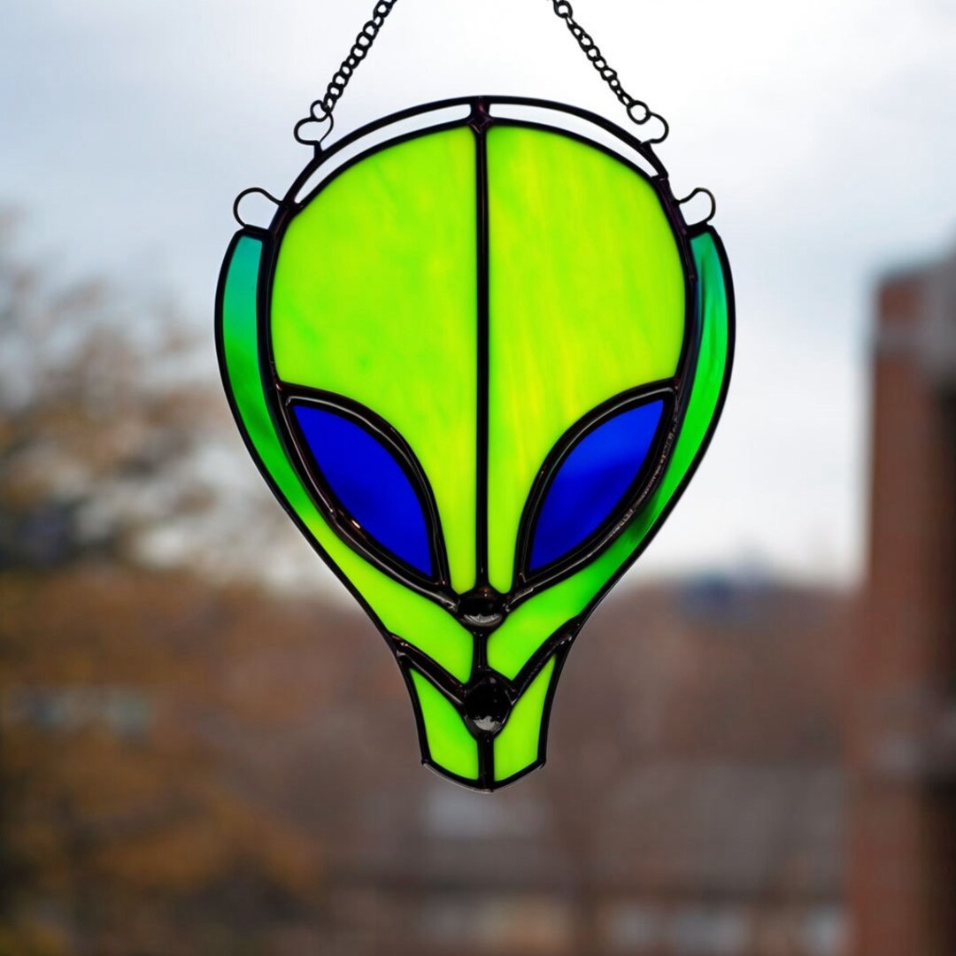 Alien Stained Glass Suncatcher Weird UFO Window Hanging Sci-fi Playroom ...
