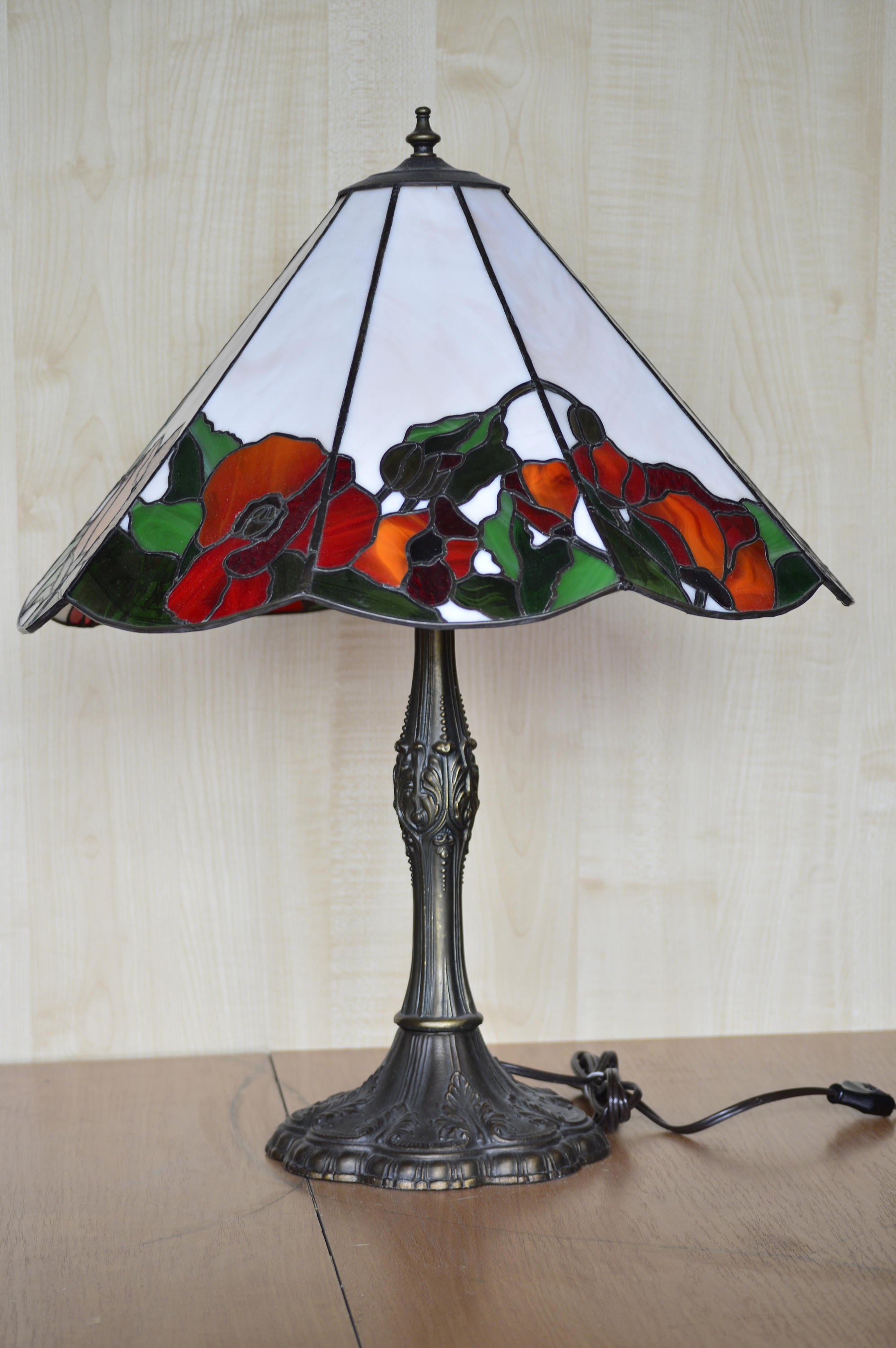 Stained Glass Lamp Flower Vintage Tiffani Desk Lamp Lampshade Etsy
