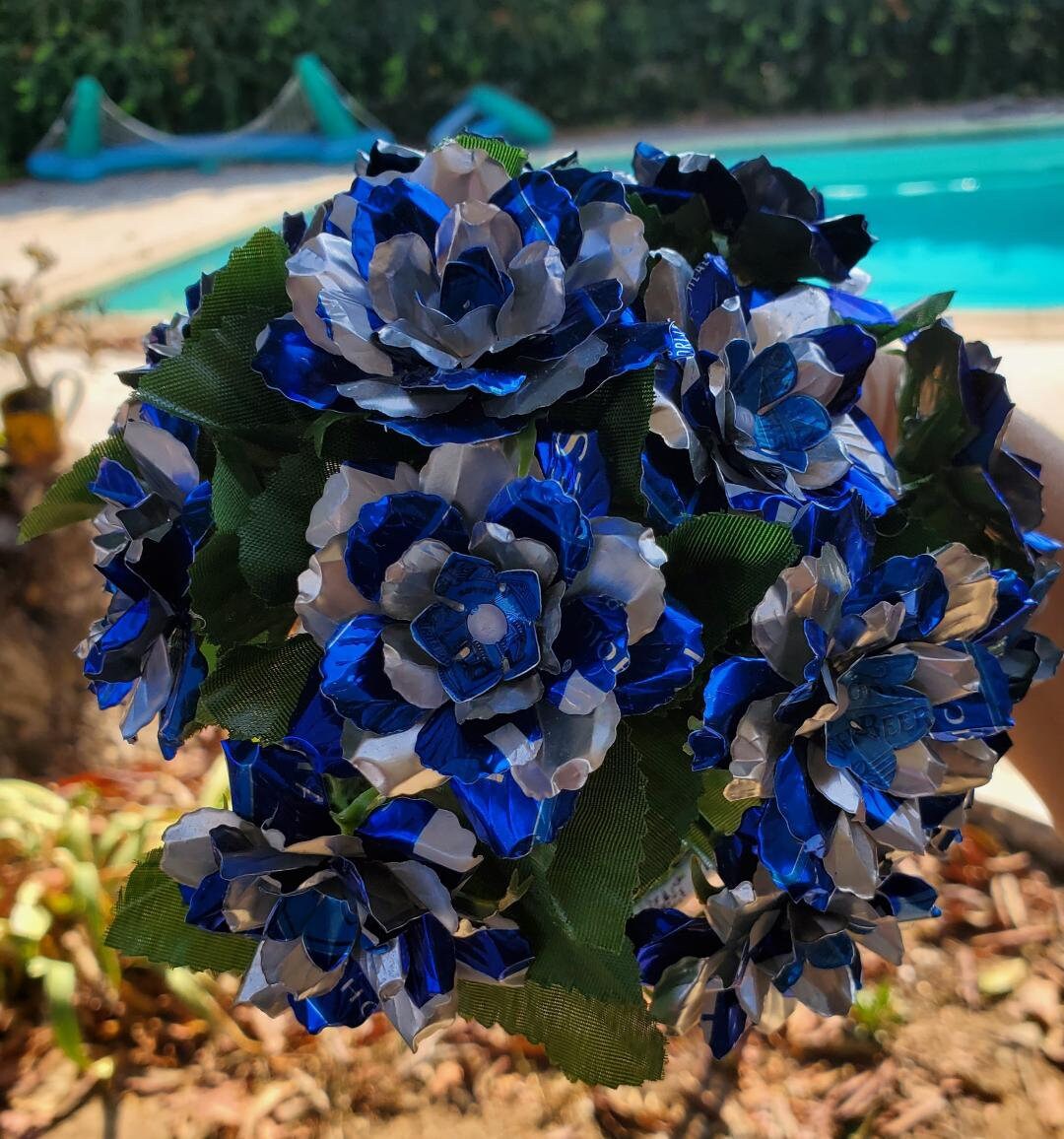 Miniature Rose Tree. Made With Aluminum Cans. Homemade Unique Gift Idea ...