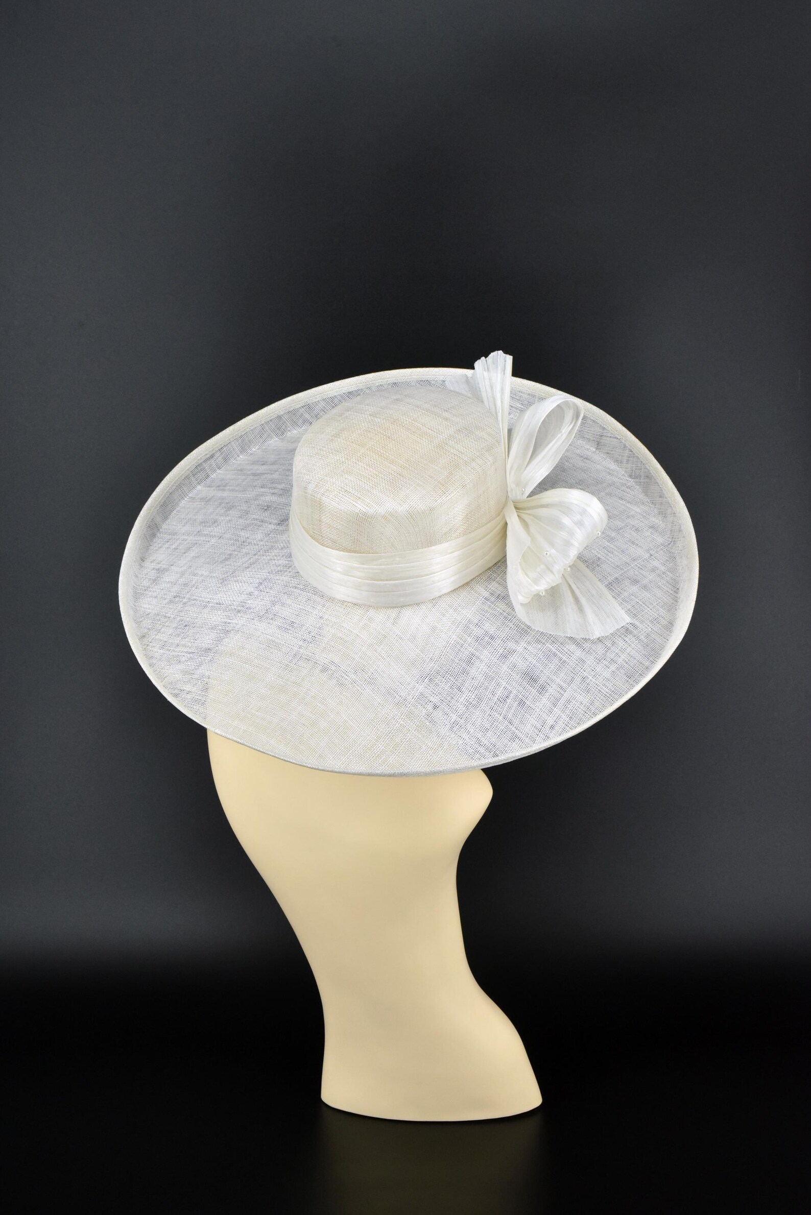 M2431 ( White Hat ) Kentucky Derby Hat, Church Hat, Wedding Hat, Easter ...