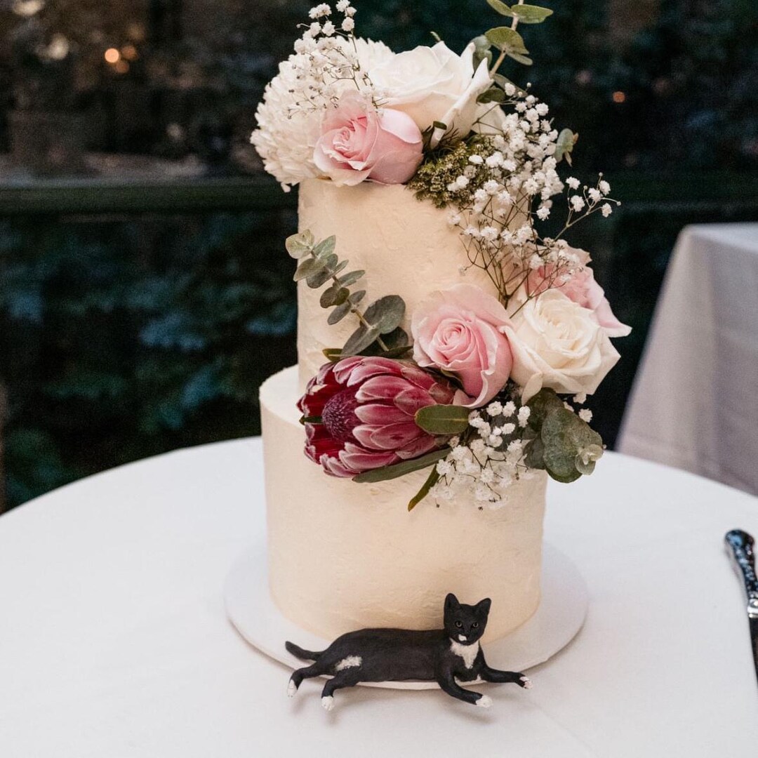 Custom Cat Wedding Cake Topper, Personalized Pet Cake Topper Figurine ...