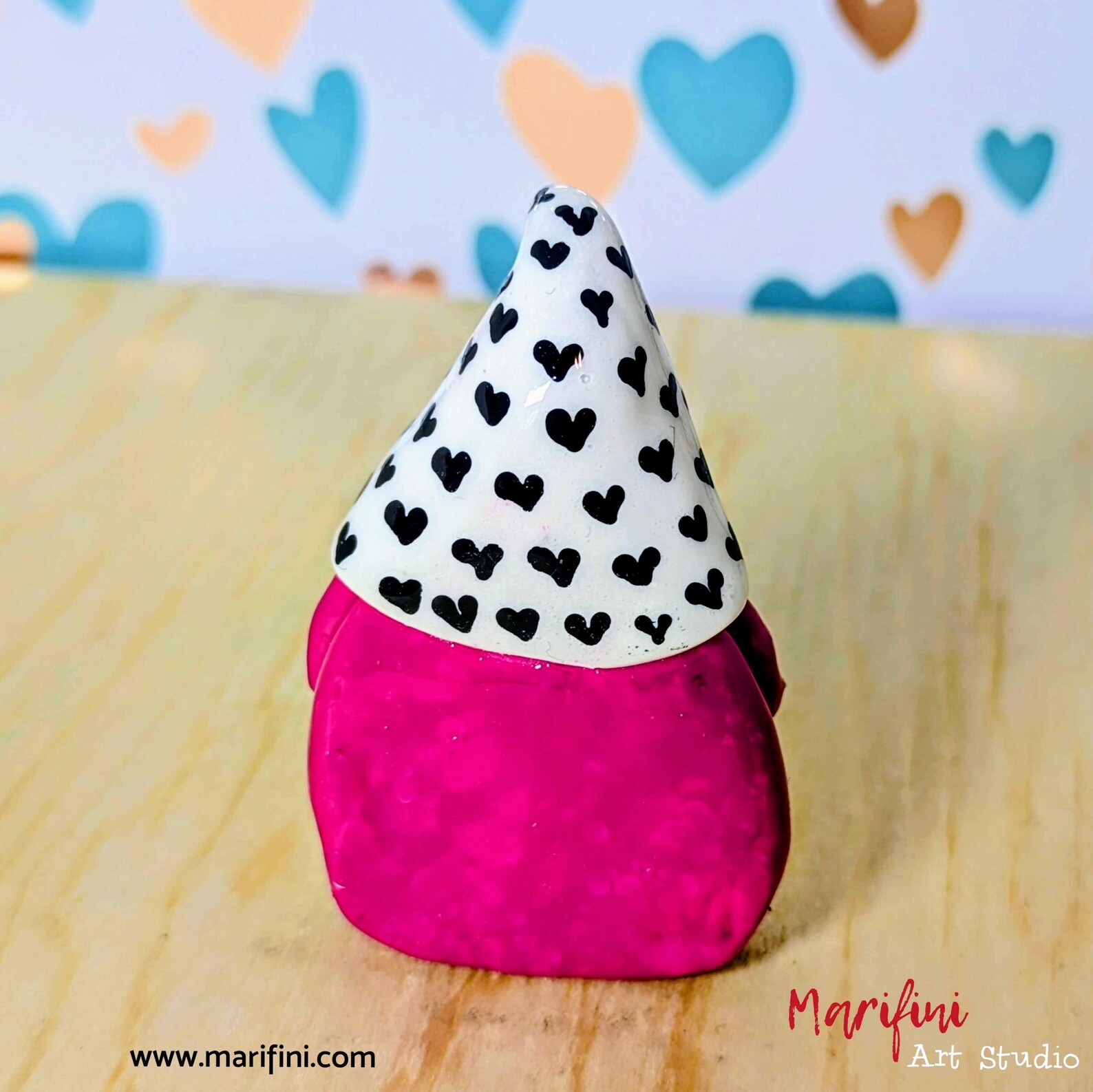 Gnome Worry Stone/ Handmade Worry Stone/ Hand-painted Hearts Resin ...