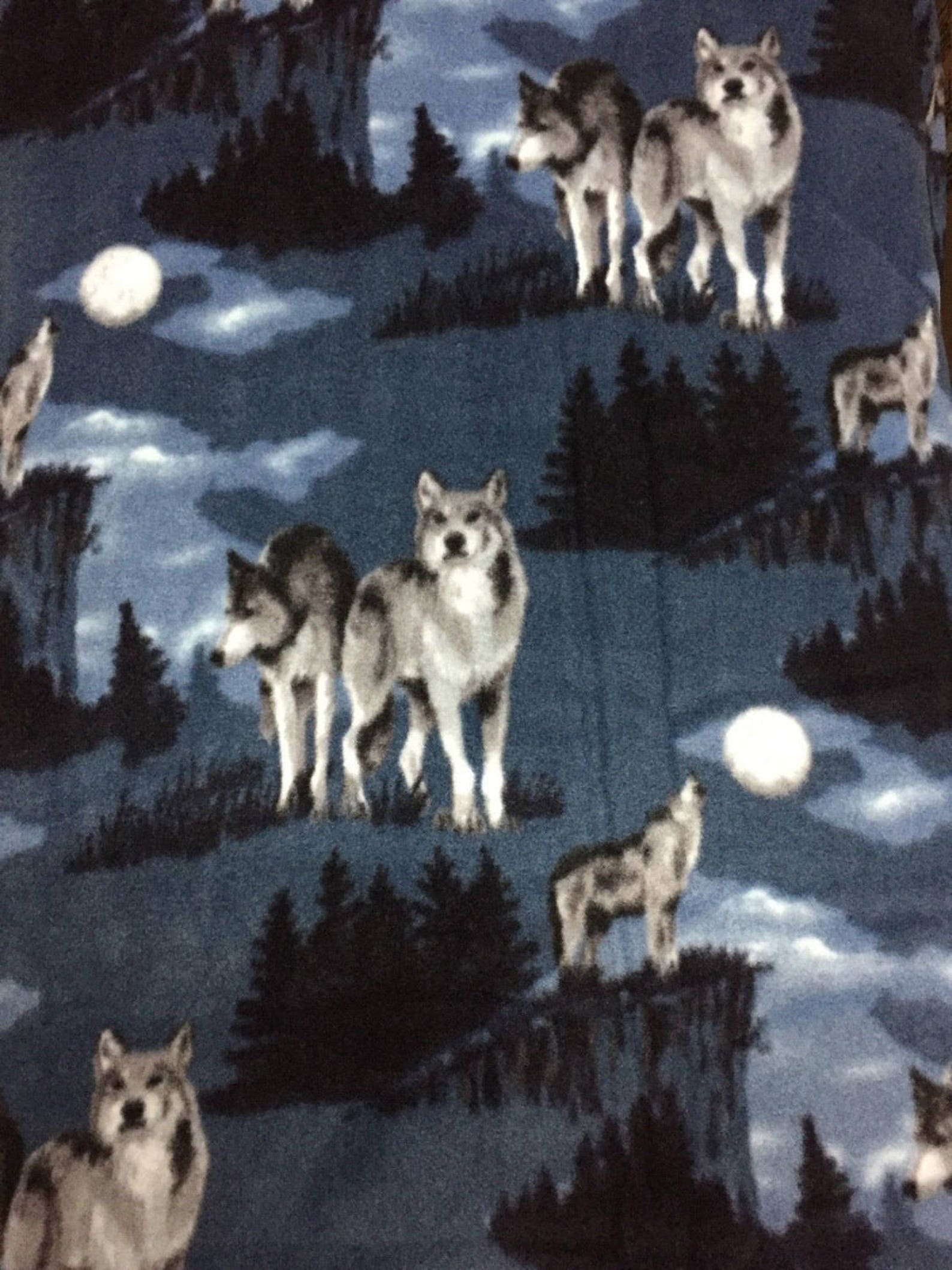 Zoofleece Wolf Blanket Quilt Throw Wolves Howling Blue Moon Animal ...