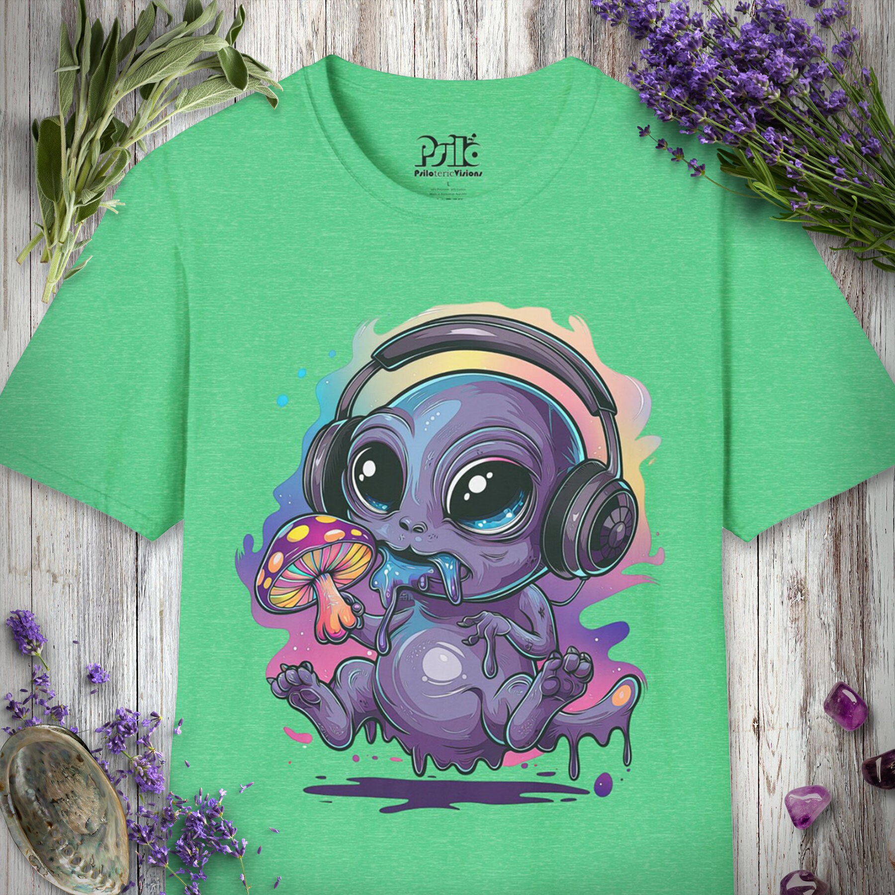 Cute Tripping Alien T-shirt, Psychedelic Magic Mushroom, Funny ...