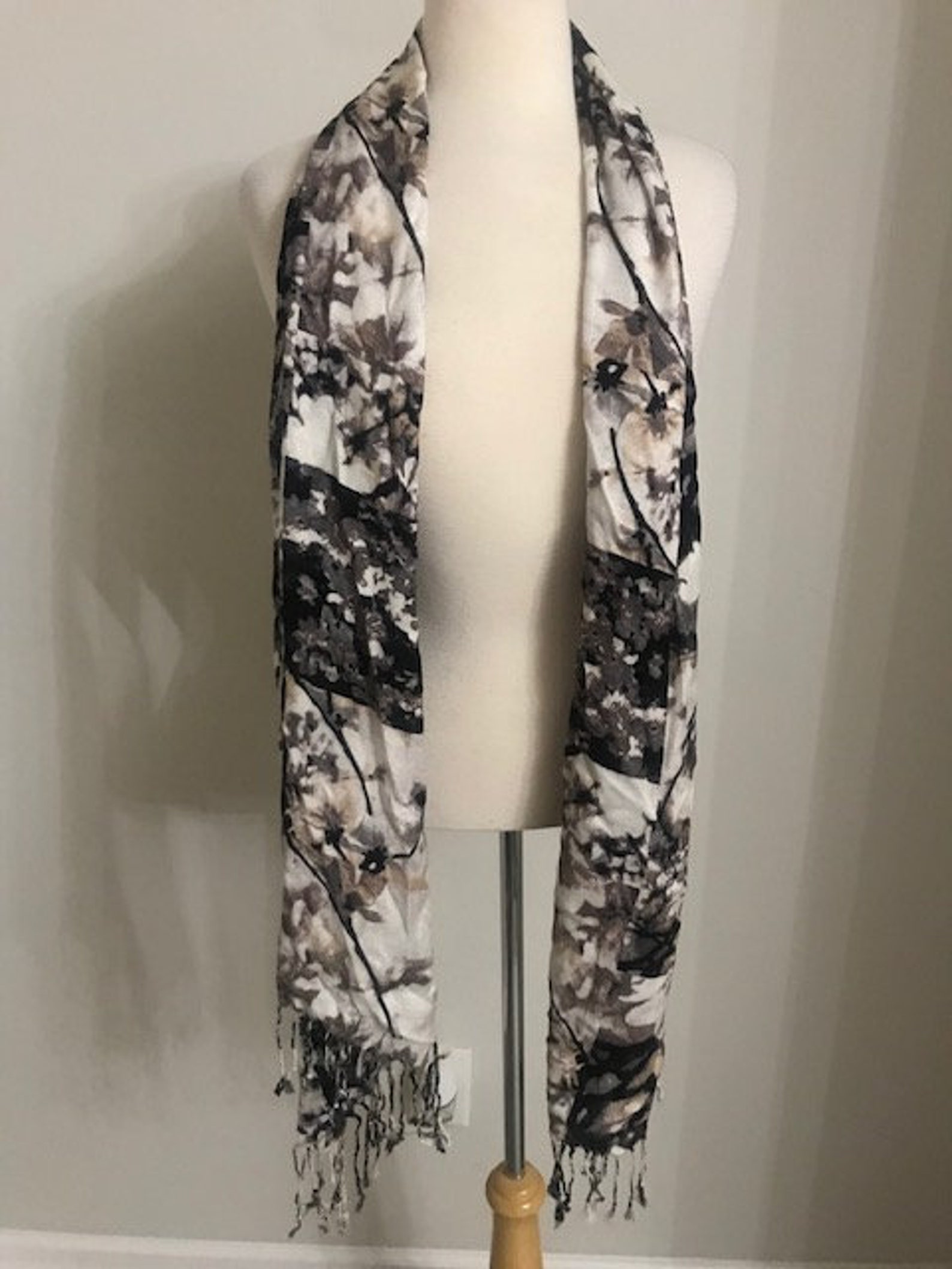 Vintage Printed Scarve Floral Long Scarve With Fringes | Etsy