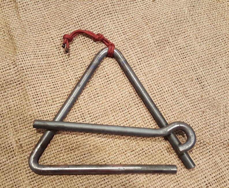 Triangle Dinner Bell Western Chuck Wagon Bell Farm Cowboy Ranch Rustic ...