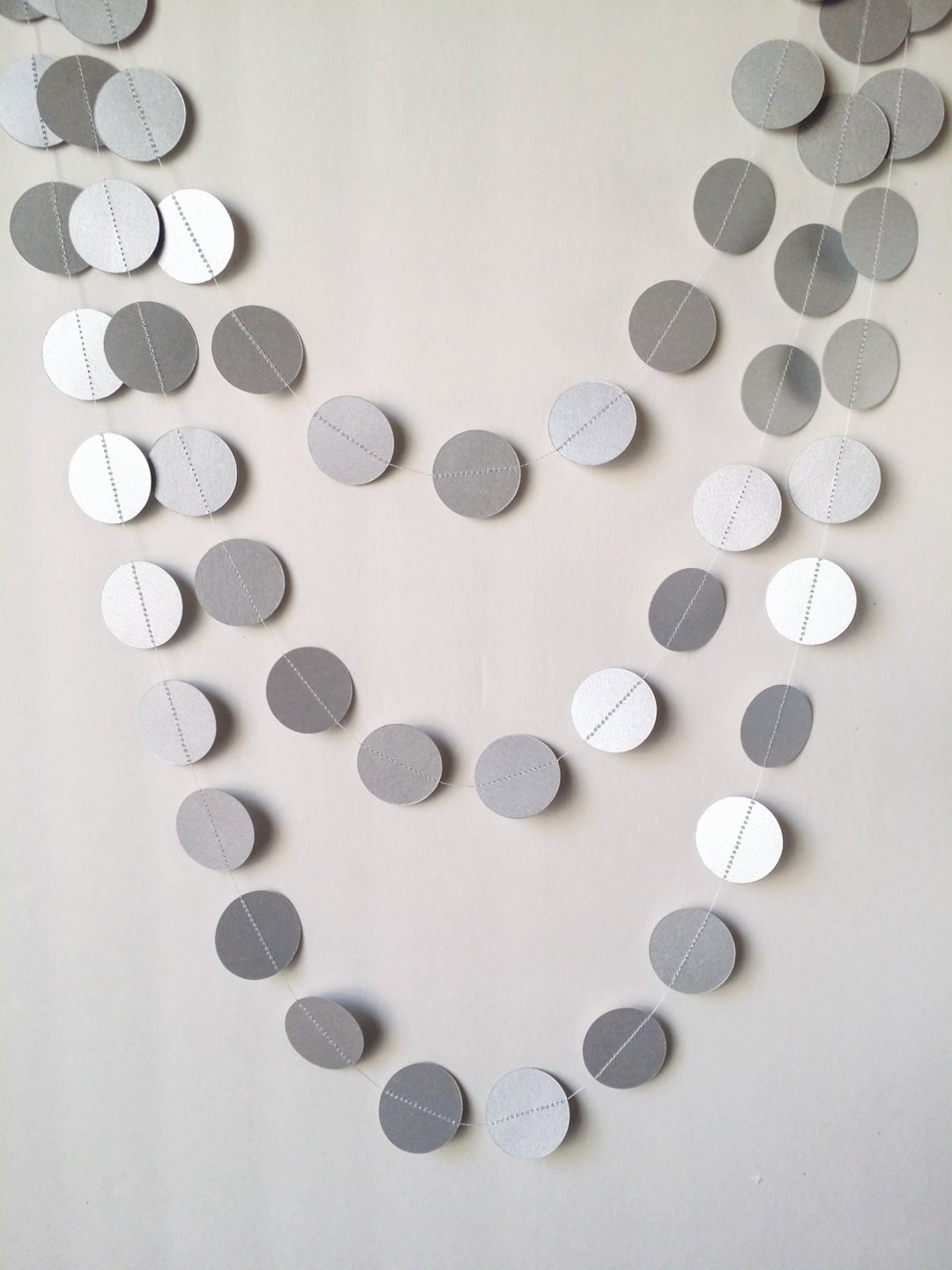 10ft. Metallic Silver Paper Garland 1.5 Circles Silver Circles, Circle ...