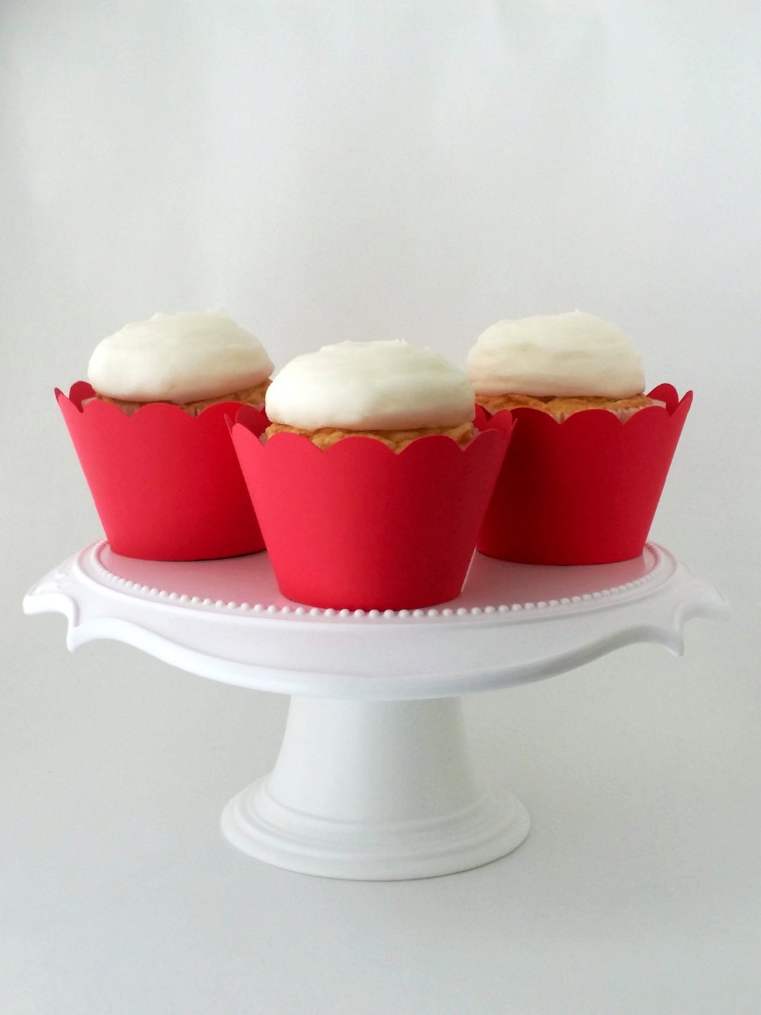 Set of 12 – Red Cupcake Wrappers – Standard Sized - Ready to Ship - Etsy