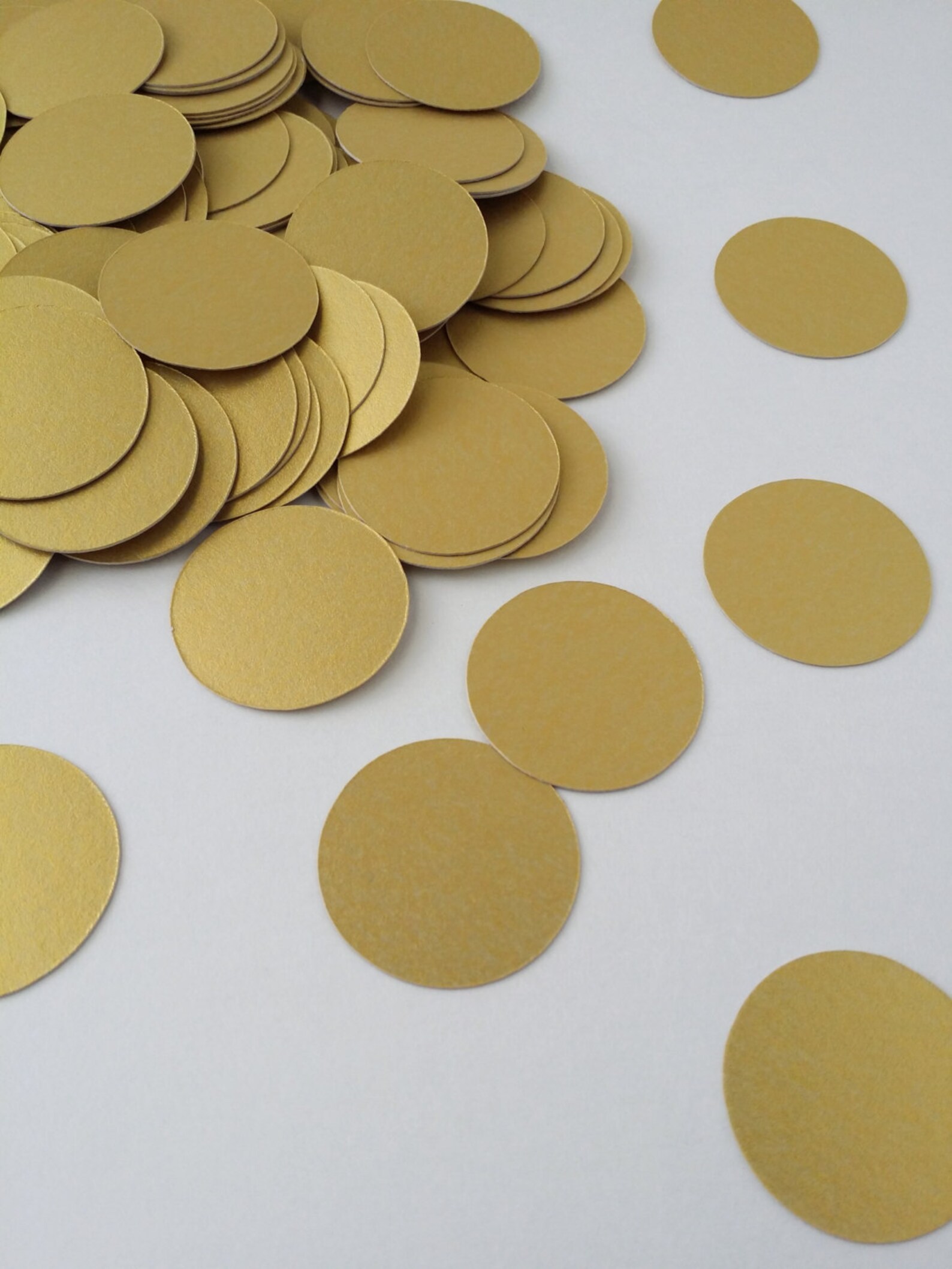 150 Metallic Gold 1 Circles Gold Circles Gold Table - Etsy